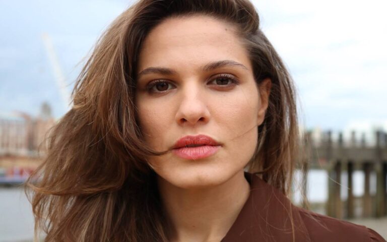 Giulia Vecchio chi è: Età, biografia, carriera, fidanzato e vita ...