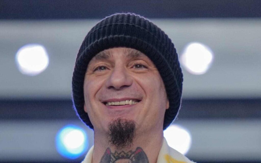 J-Ax, tutto su di lui: Età, carriera, musica, Articolo 31, moglie e ...